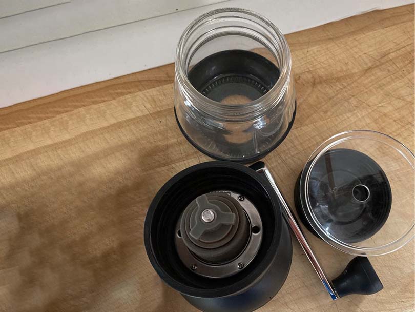 Hario Skerton Pro Review Affordable hand grinder to turn you Pro